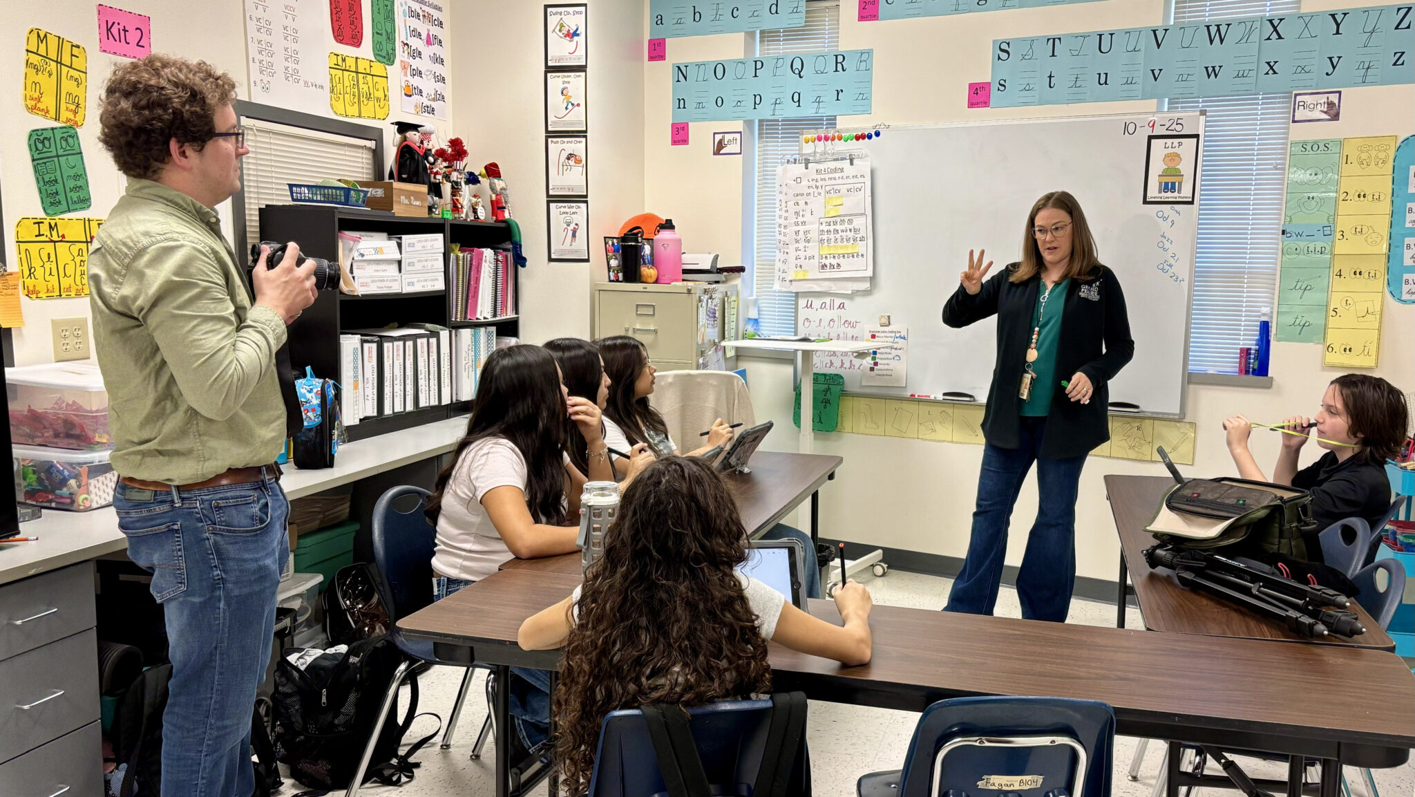 Bridging Technology and Handwriting: Empowering Dyslexic Students ...